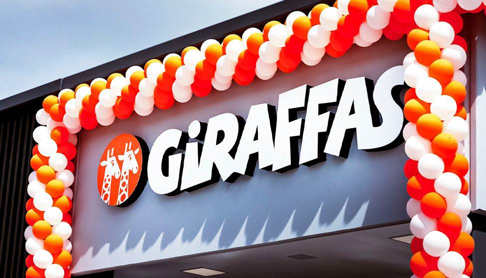 Giraffas completa 43 anos como a maior rede de refeições